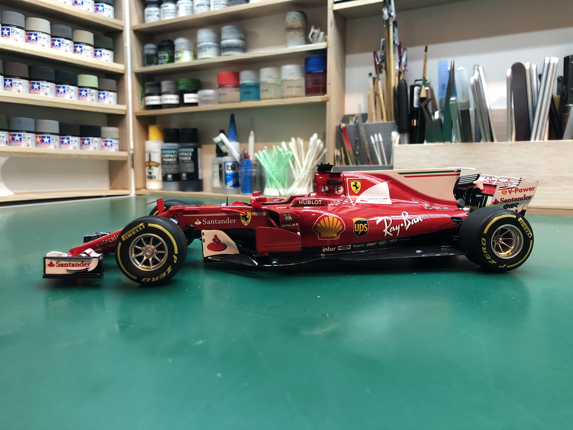 Ferrari SF70-H - HYPERMEDIOCRITY