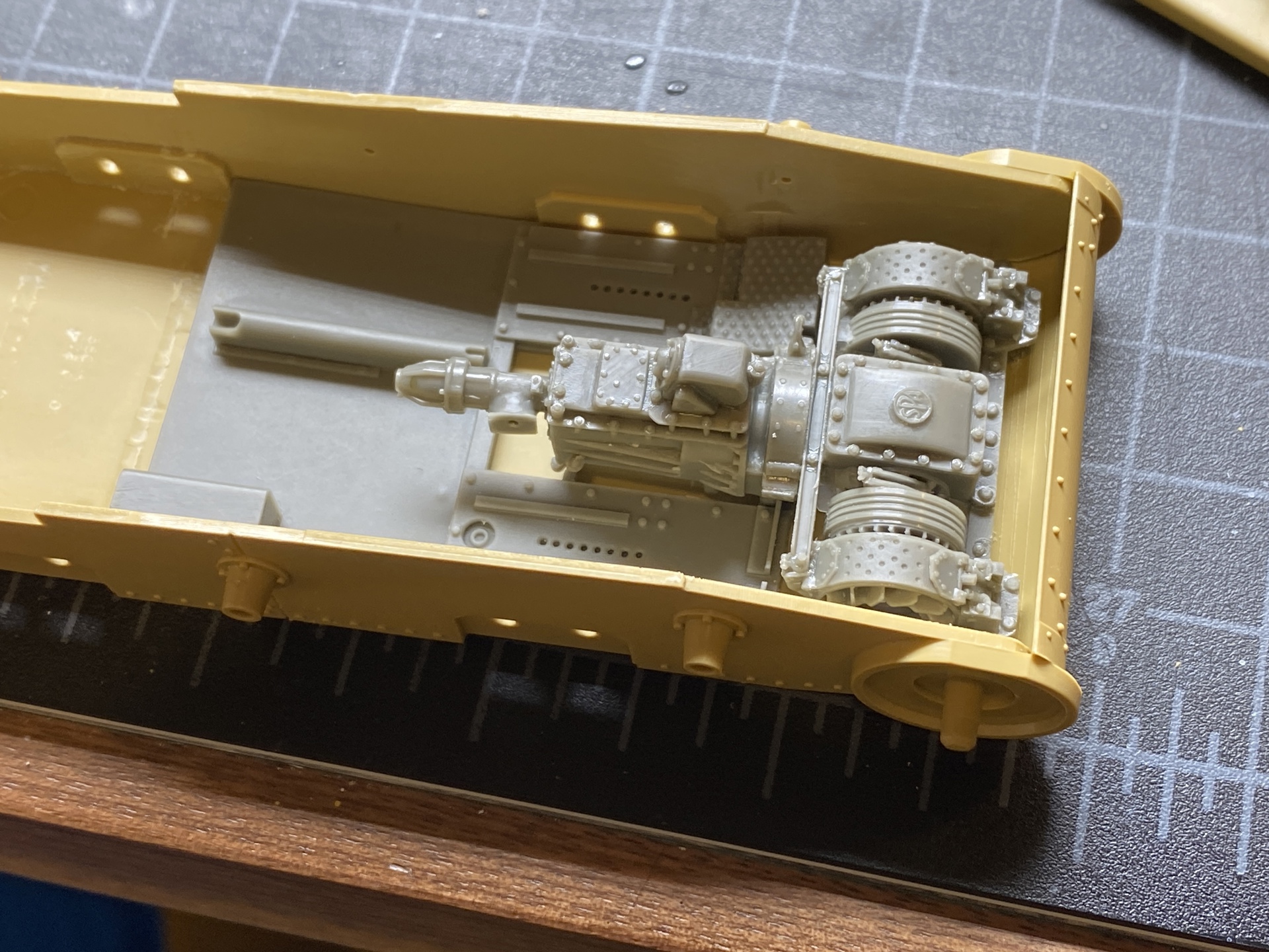 Fiat Ansaldo Carro Armato M13/40 - HYPERMEDIOCRITY