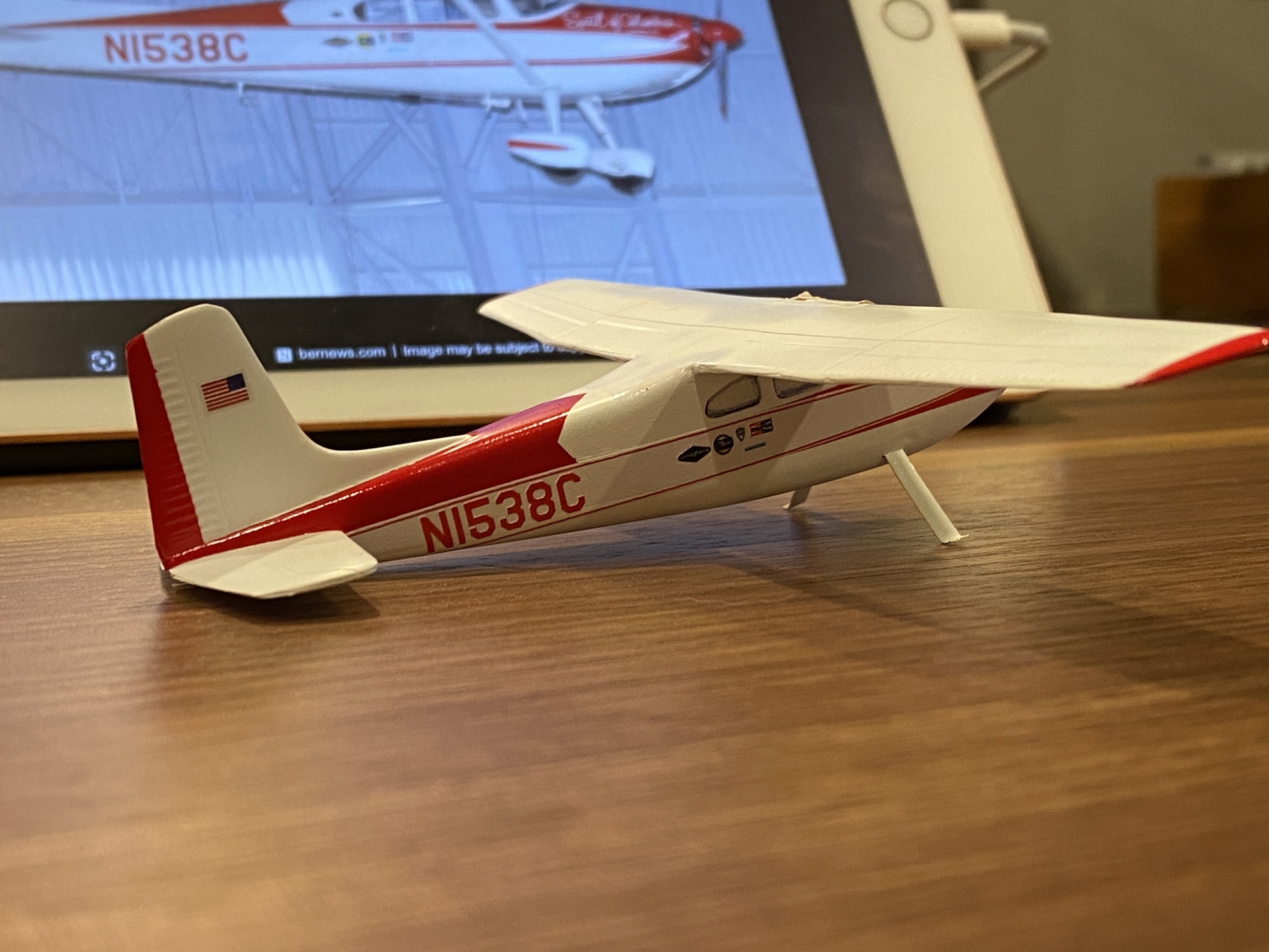 Cessna 180 "Spirit of Columbus" - HYPERMEDIOCRITY