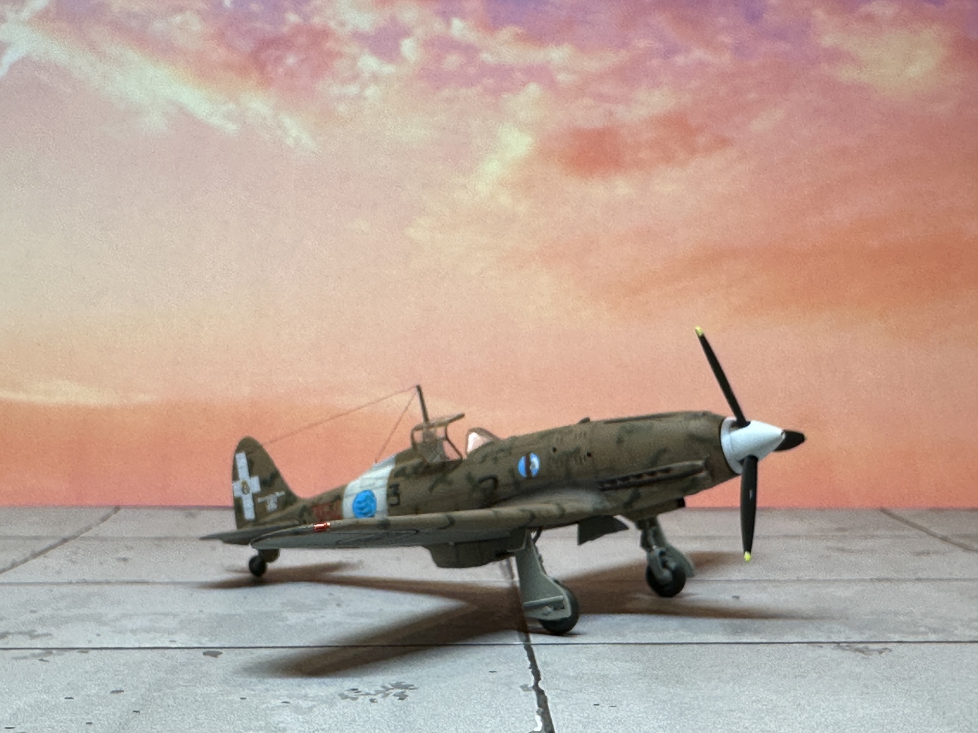 Aeronautica Macchi C.202 "Folgore" - HYPERMEDIOCRITY